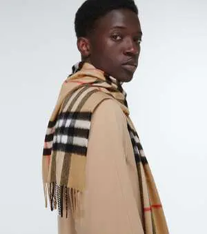 Burberry Vintage Check Cashmere Scarf