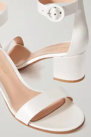 GIANVITO ROSSI Versilia 60 Satin Sandals - White