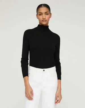 Turtleneck Fit