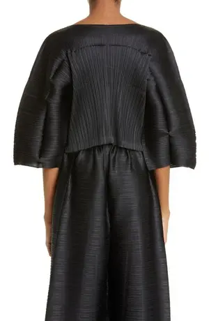 Issey Miyake Route Pleated Crop Cardigan