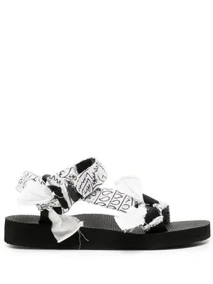 ARIZONA LOVE Trekky Bandana Flat Sandals - White