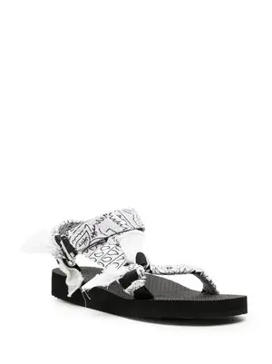ARIZONA LOVE Trekky Bandana Flat Sandals - White