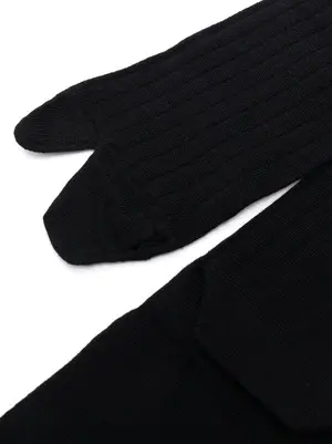 MAISON MARGIELA Tabi Knee-high Socks - Black