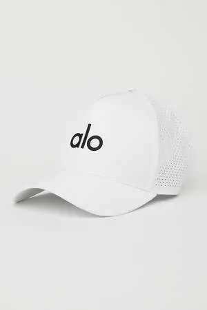 Alo Yoga Performance District Trucker Cap White/black
