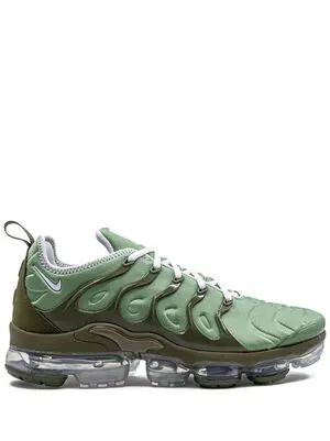 Nike Air Vapormax Plus Sneakers