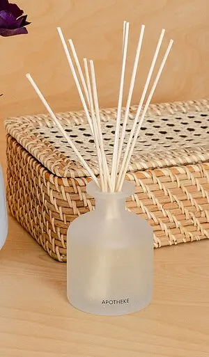 APOTHEKE Apricot Red Currant Reed Diffuser In White