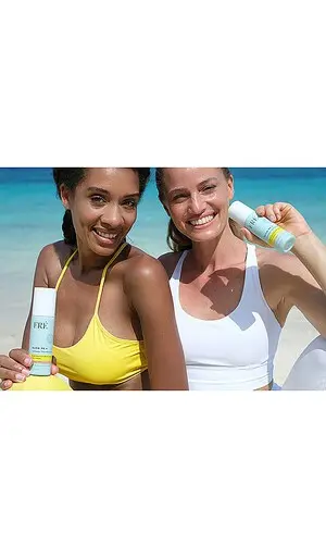 FRE Glow Me + Tinted Moisturizer 30 Spf - Medium Deep