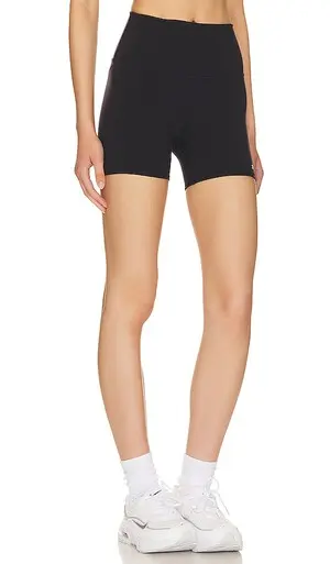 Alo Yoga Airbrush Short