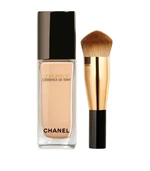 Chanel Sublimage L'essence De Teint Ultimate Radiance-generating Serum Foundation