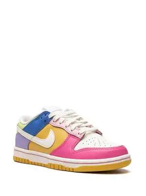 Nike Dunk Low Sneakers - Pink