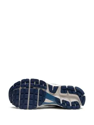 Nike Zoom Vomero Sneakers