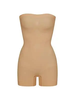 SKIMS Seamless Sculpt Strapless Shortie Bodysuit Ochre