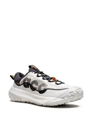 Nike Mountain Fly 2 Low Sneakers