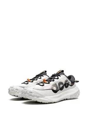 Nike Mountain Fly 2 Low Sneakers