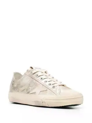 GOLDEN GOOSE V-star Low-top Sneakers