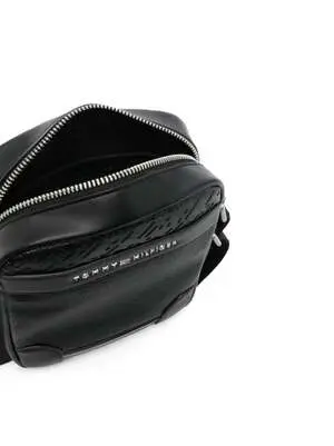 Tommy Hilfiger Central Reporter Leather Messenger Bag
