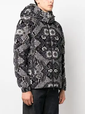 ジャケット・ブルゾン MONCLER Graphic Print Hooded Jacket 140 Moncler Graphic-Print Hooded Jacket - Black | Editorialist