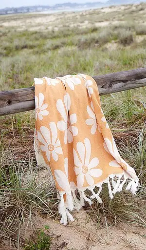 SLOWTIDE Iggy Turkish Towel In Burnt Orange