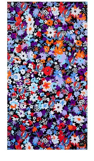 SLOWTIDE Dead Flowers Beach Towel In Purple