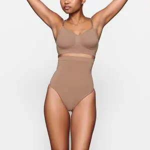 SKIMS Seamless Sculpt High Waisted Thong - Sienna