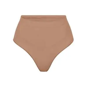 SKIMS - Seamless Sculpt Mid Waist Thong