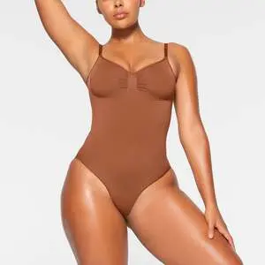SKIMS SKIMS Seamless Sculpt Bodysuit Bronze