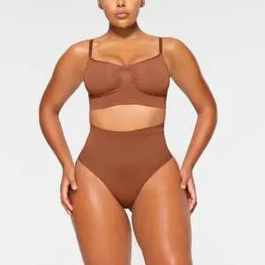 SKIMS Bralette | Medium Neutral | 2xs | Seamless Sculpt Bronze