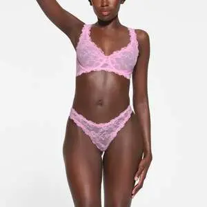 SKIMS Stretch Lace Dipped Thong Cotton Candy