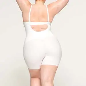 SKIMS Deep Plunge Shapewear Mid Thigh Bodysuit