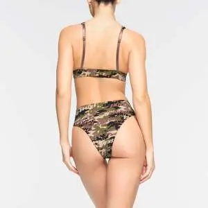 SKIMS Swim Plunge Bikini Top Camo