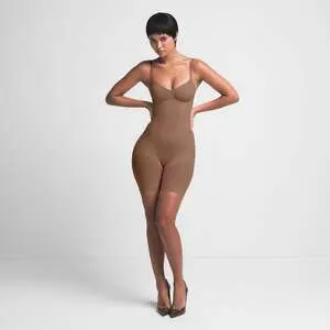 SKIMS Seamless Sculpt Mid Thigh Bodysuit - Jasper