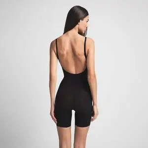 SKIMS Seamless Sculpt Low Back Mid Thigh Bodysuit - Onyx