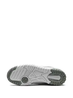 NEW BALANCE 550 Leather Sneakers - Grey