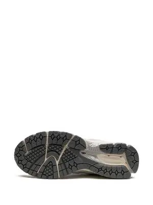 NEW BALANCE 2002r Lunar New Year Sneakers - Grey
