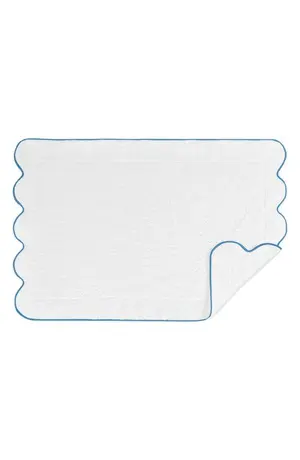 MATOUK Cairo Scallop Tub Mat Bright Sky
