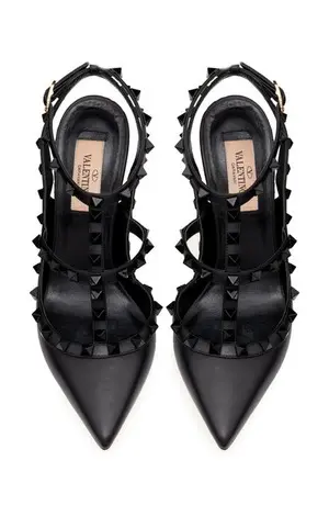 Valentino Garavani Rockstud Pointed Toe Pump - Nero