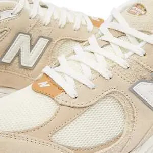 NEW BALANCE 2002r Sneakers