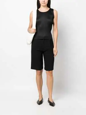 Issey Miyake Plissé Scoop-neck Vest - Black