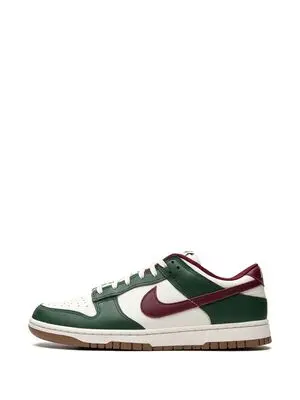 Nike Dunk Low Retro Sneakers