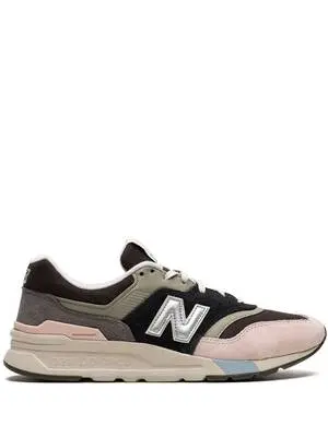 NEW BALANCE 997 Pink Sand Suede Sneakers