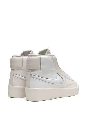 Nike Blazer Mid Victory Sneakers - White
