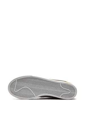 Nike Court Legacy Nn Sneakers - White