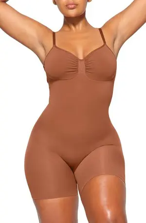 SKIMS Seamless Sculpt Low Back Mid Thigh Bodysuit Bronze