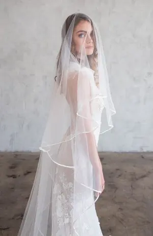 Brides & Hairpins Iven Chapel Veil