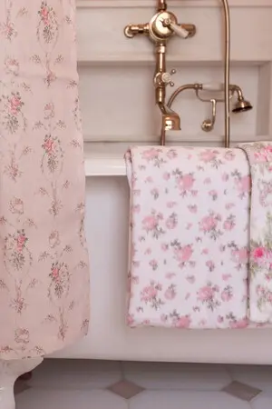 LoveShackFancy Printed Shower Curtain W/ties