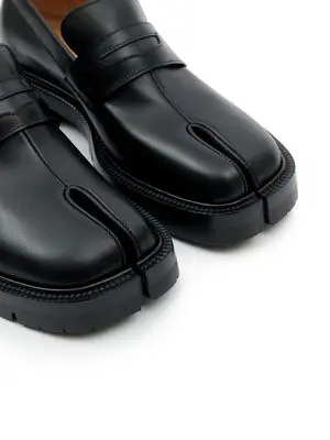 MAISON MARGIELA Tabi Leather Loafers - Black