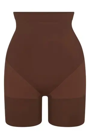 SKIMS Everyday Sculpt Mid Thigh Shorts