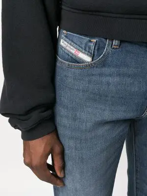 DIESEL® D-strukt Slim-fit Jeans