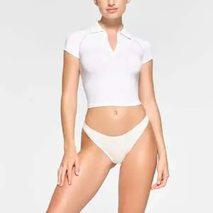 SKIMS New Vintage Sport Cropped Collared T Shirt