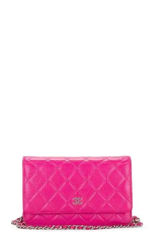 Chanel Caviar Classic Wallet On Chain In Fuchsia - Pink